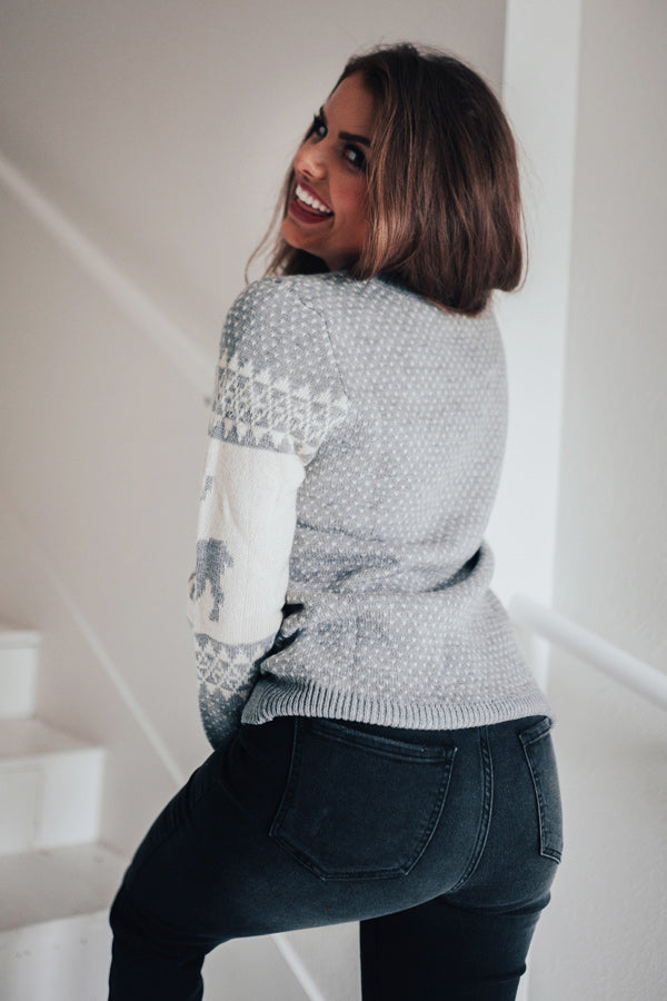 Reindeer Games Shift Sweater in Grey – Impressions Online Boutique