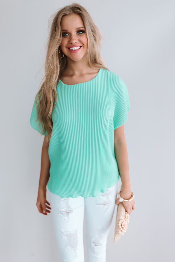 Pretty Perks Pleated Top In Ocean Wave – Impressions Online Boutique
