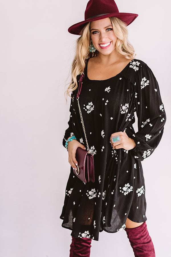 Vail And Vino Embroidered Shift Dress • Impressions Online Boutique