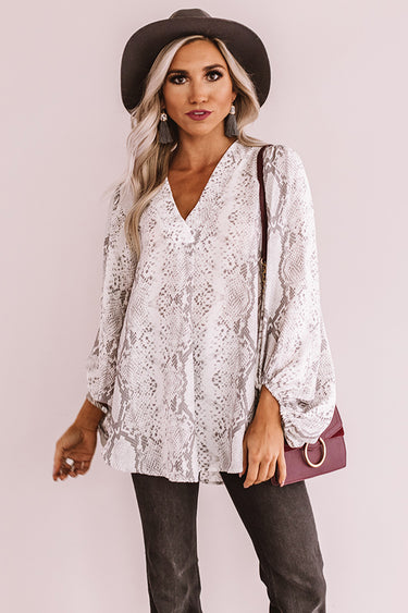 Livin' On The Edge Snake Print Top In Grey – Impressions Online Boutique